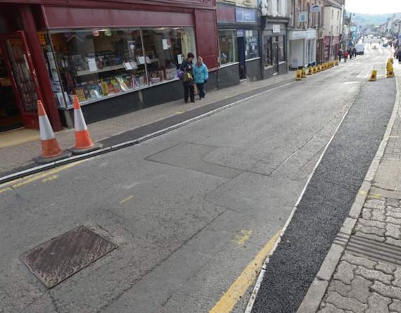 Pinch point here to stay as road plans revealed | monmouthshirebeacon.co.uk