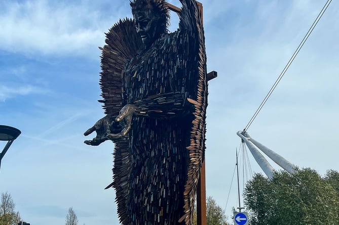 Knife Angel arrives in Gwent | monmouthshirebeacon.co.uk