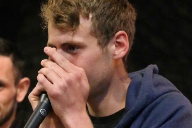 A Christmas Wrap | monmouthshirebeacon.co.uk