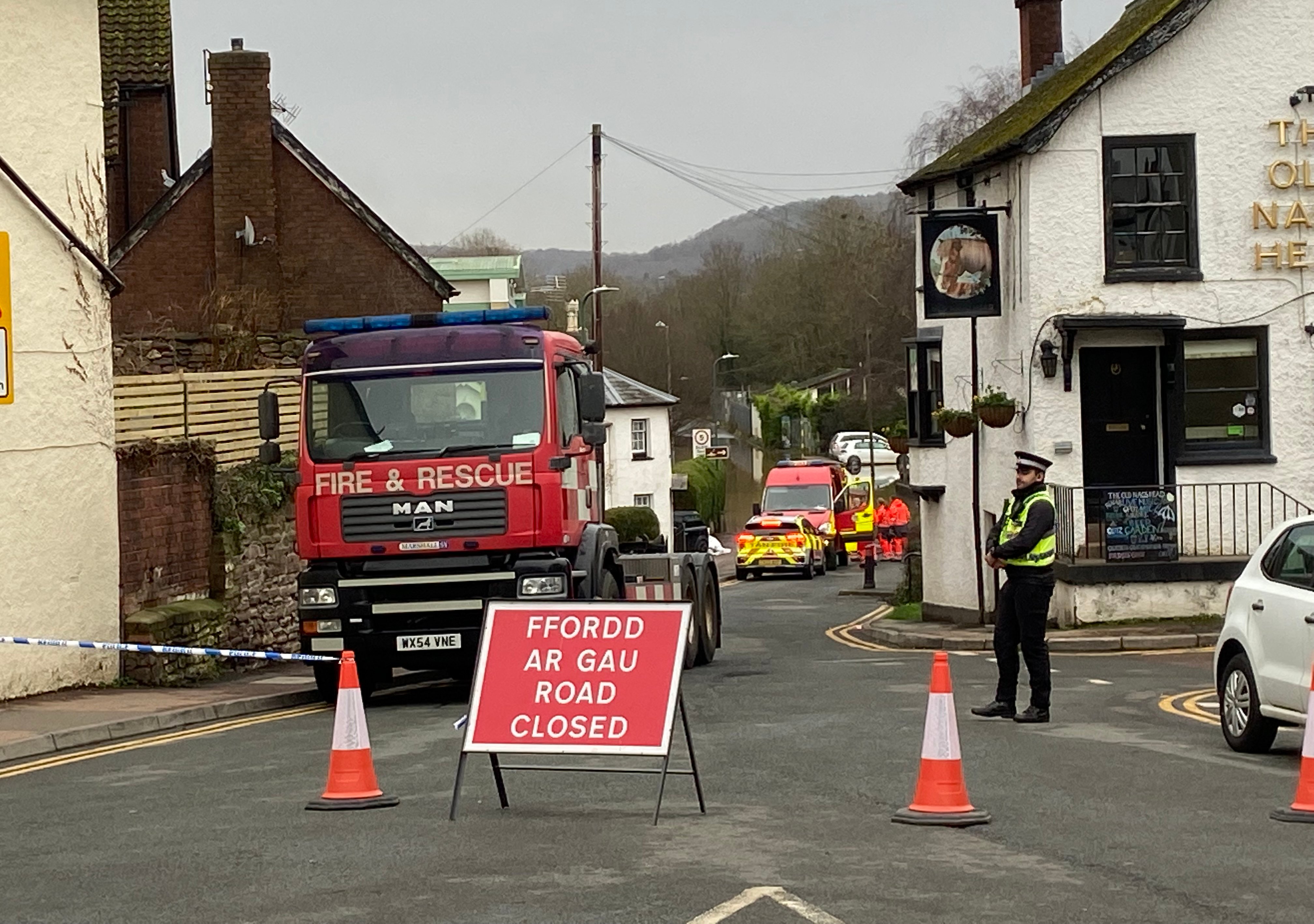 Flooding through drains closes road and Monmouth Leisure Centre ...