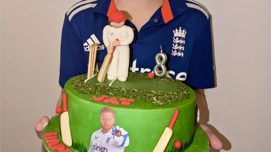 England star Jonny bowls over birthday boy Jay | monmouthshirebeacon.co.uk