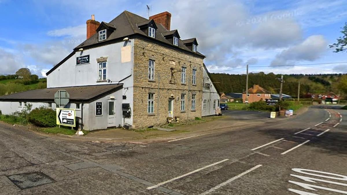 Historic battlefield pub to become cafe, shop and flats ...