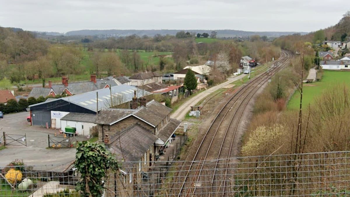 Transport for Wales explores Pontrilas station feasibility ...