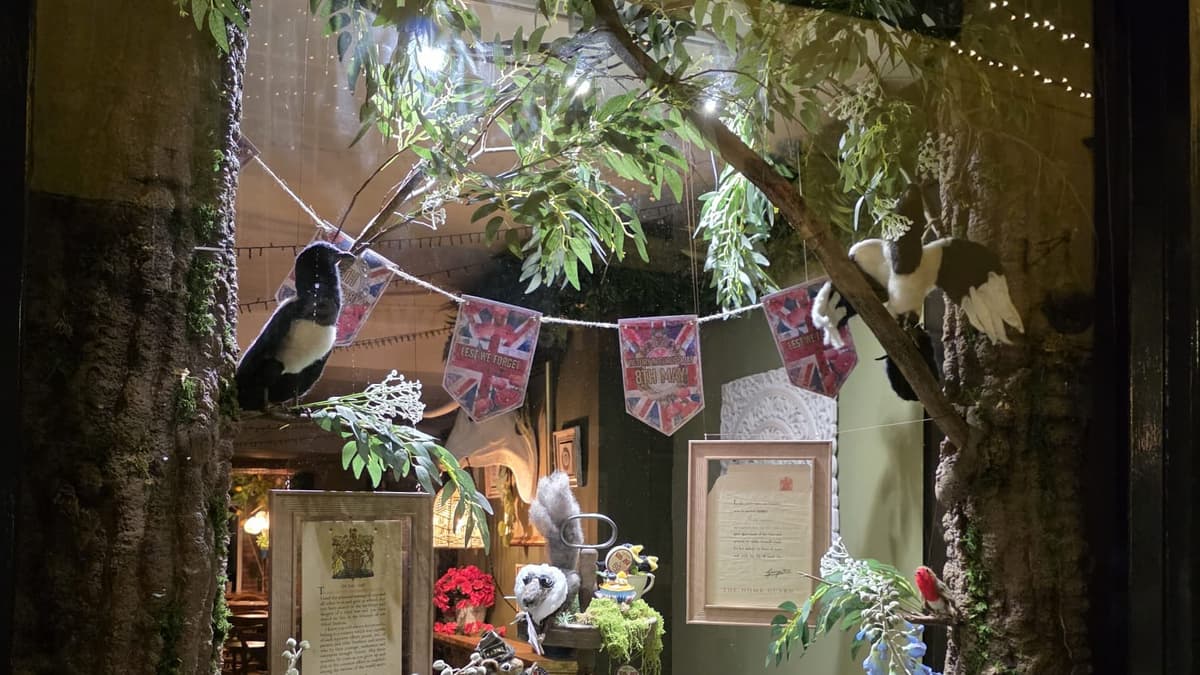 Monmouth shops commemorate VE Day with creative displays ...