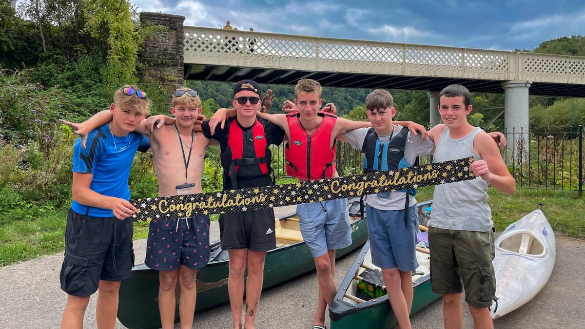 Teenage friends canoe 90 miles for Cancer Research UK ...