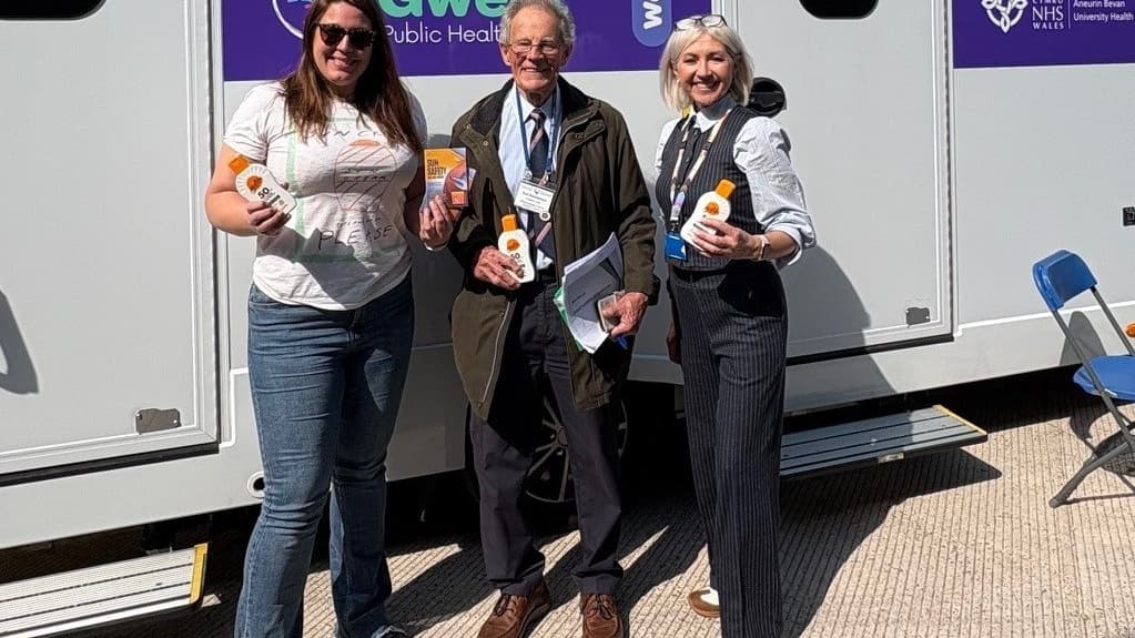 Skin cancer awareness team at Park Run event | monmouthshirebeacon.co.uk