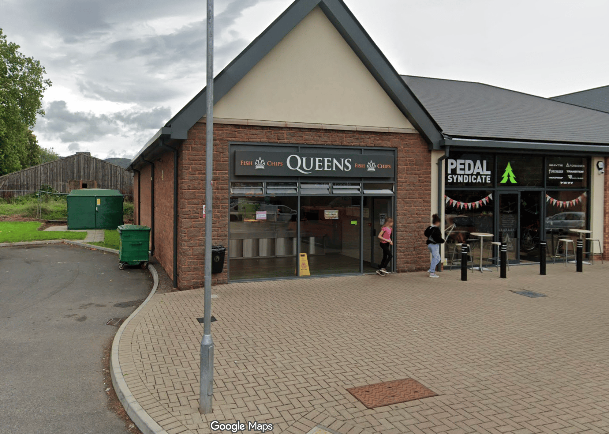 Monmouth's Queens offers free ice lollies and water amid heatwave ...